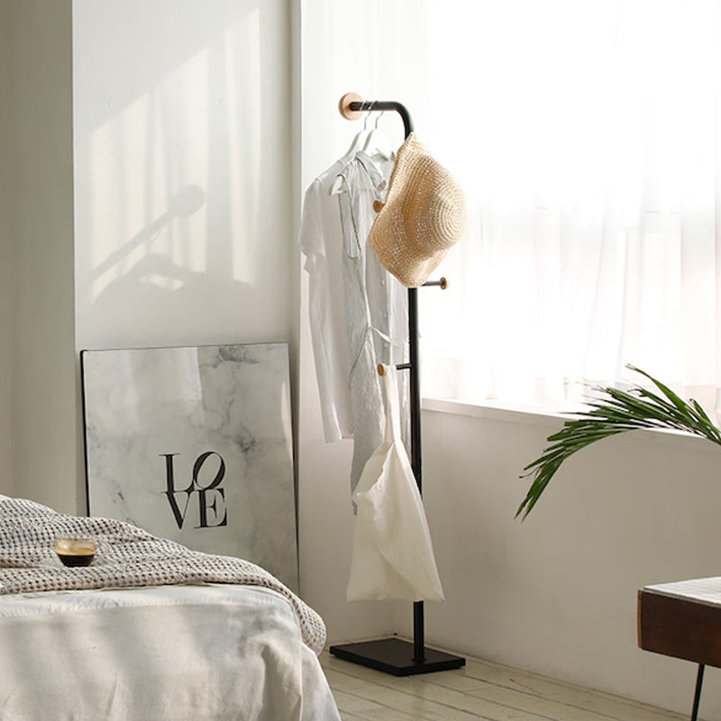 VINE Coat Hanger - Black – Catchers