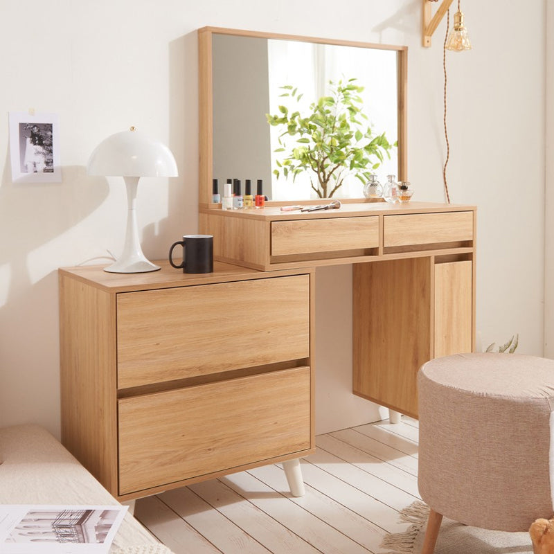 MILKY Dressing Table - Oak – Catchers